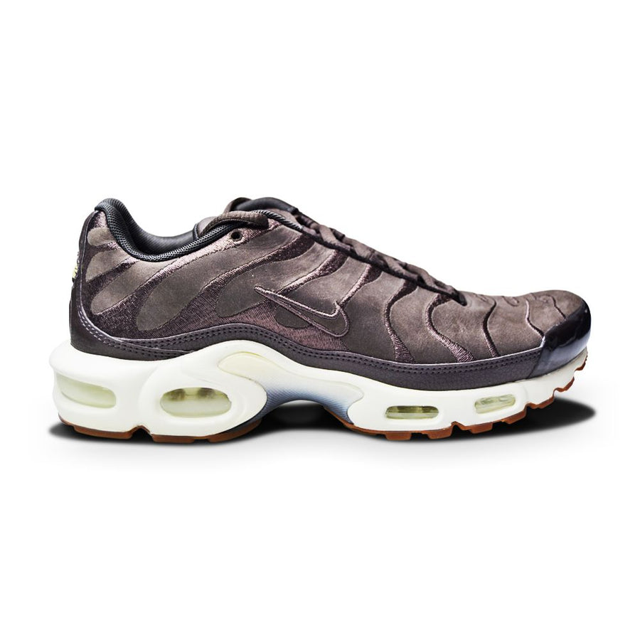Air Max Plus TNs | All Colour Combinations and Drops – Foot World